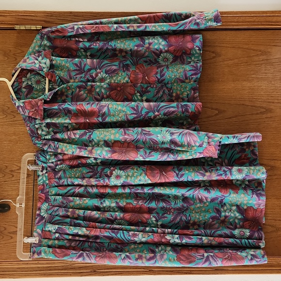 Handmade | Other | Misses Handmade Top And Skirt Bust 4243 Waist 29 ...